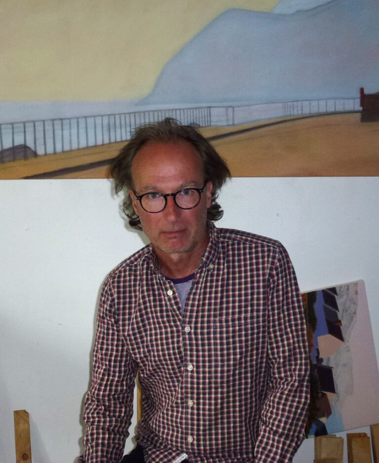 Alex Lowery – Sladers Yard